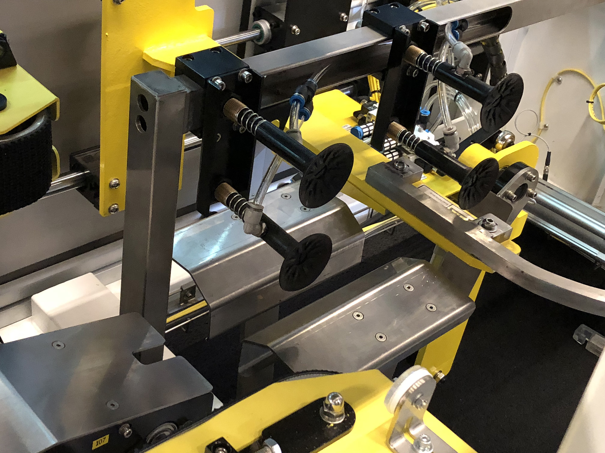 CE-CEB – Automatic Case Erector and Bottom Sealer – AFA Systems Ltd.
