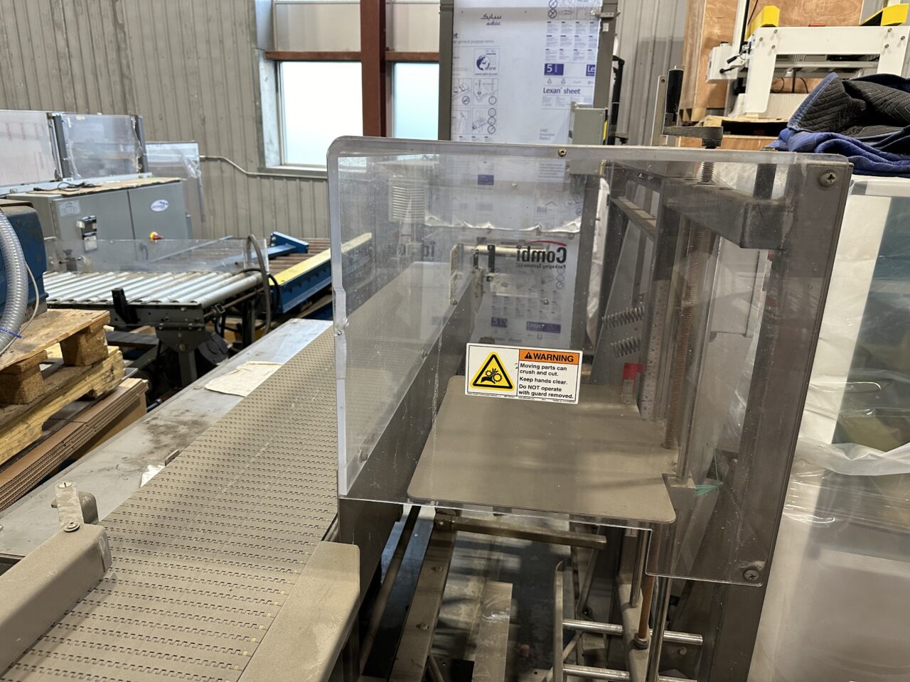 Combi Case Erector and Manual Load Area - AFA Systems